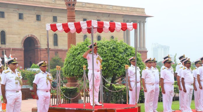 Vice Admiral Sanjay Vatsayan Takes Charge as the 47th Vice Chief of the ...