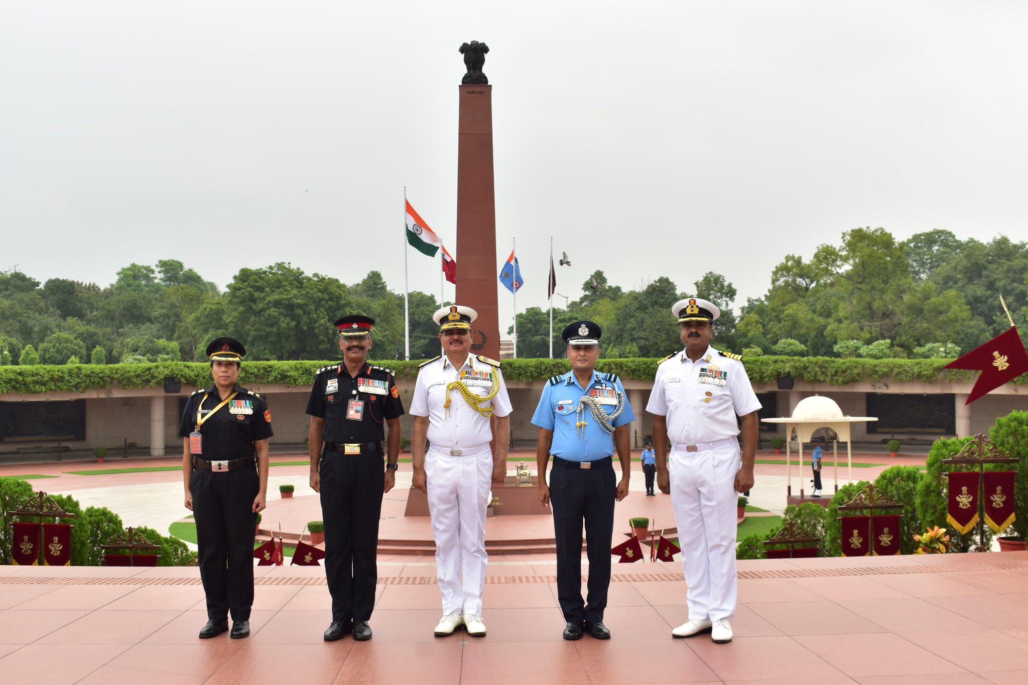 Vice Admiral Vineet McCarty Takes Charge as Deputy Chief of Integrated ...