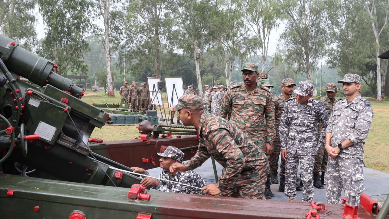 Gurj Division Hosts Inter-Service Familiarisation Visit for IAF ...