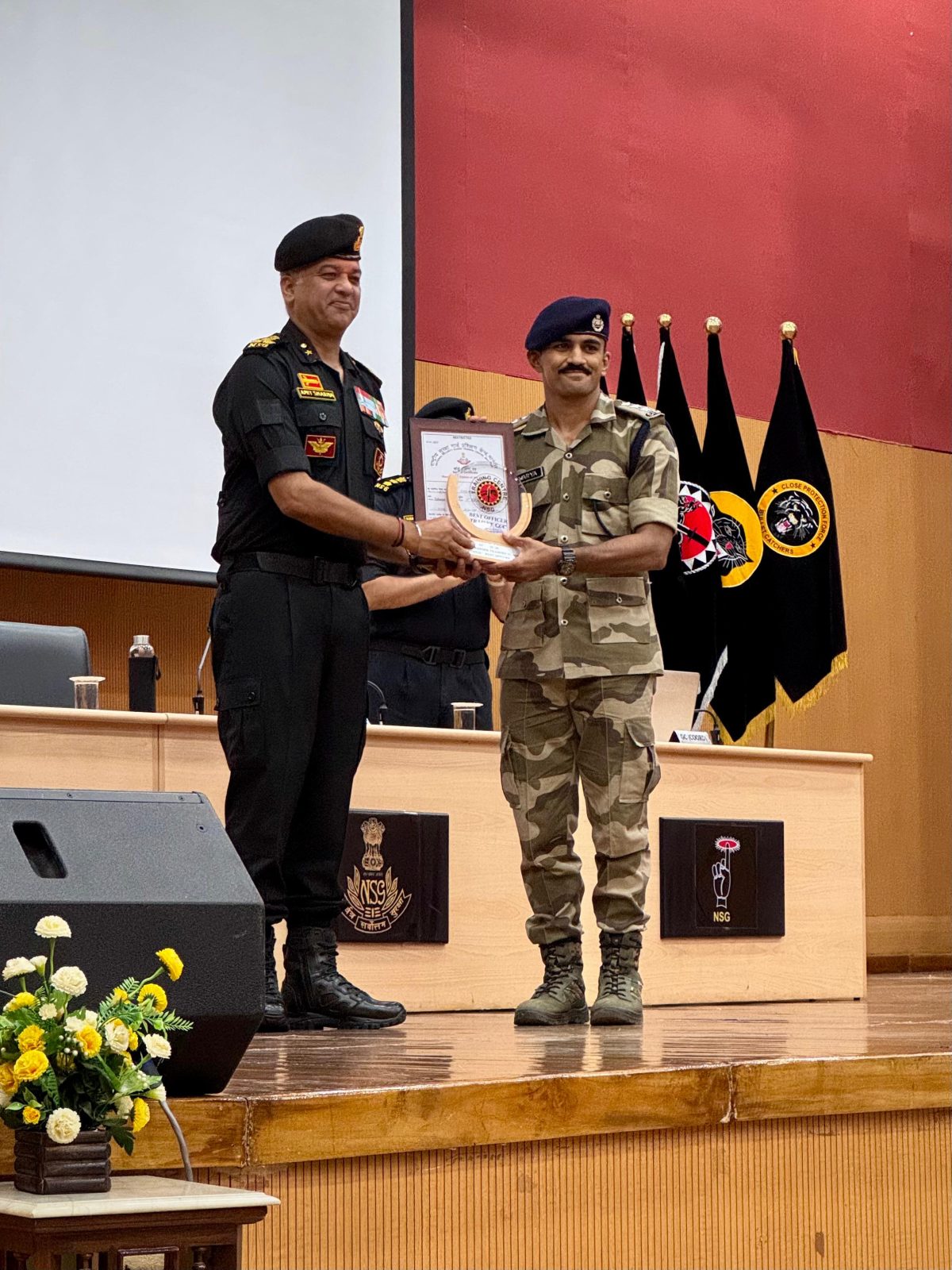 Assistant Commandant Aishwarya Upadhyay Emerged as the Best Commando ...