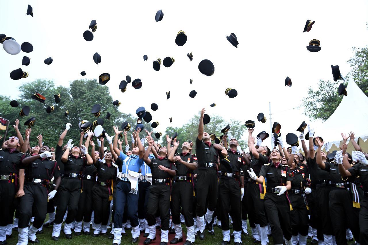 Major Aishwainee VG Tops MOBC-253 as AFMS Celebrates Graduation Parade ...