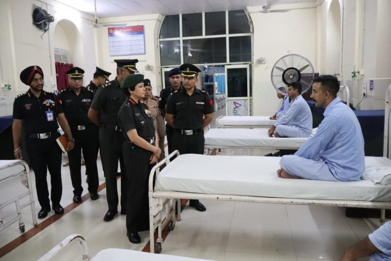 Lt Gen Sadhna Saxena Nair Visits Military Hospital Ayodhya, Praises ...