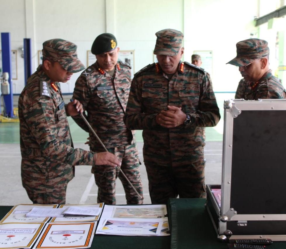 Lt Gen Pratik Sharma Reviews Operational Preparedness of Dah Division ...