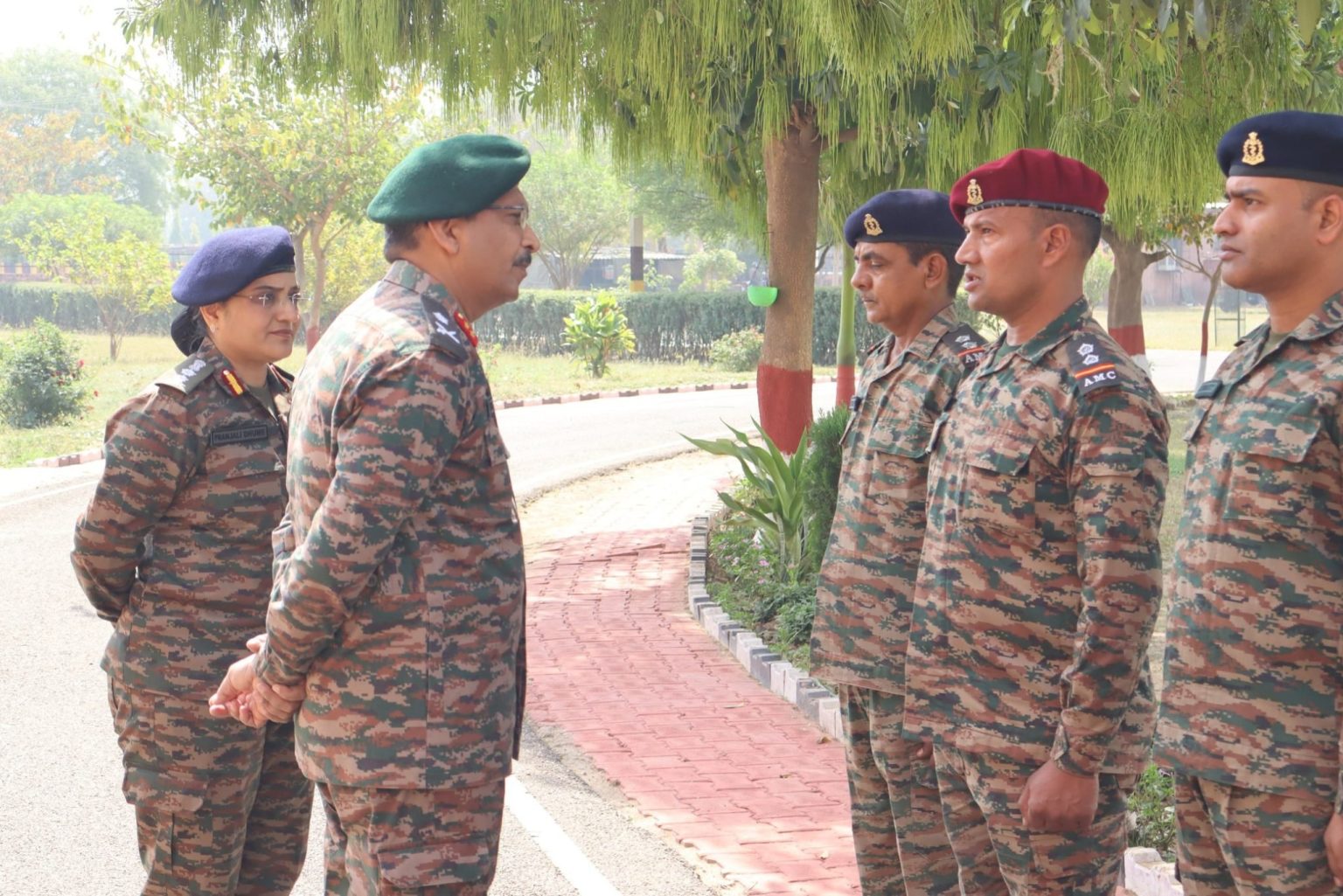 Lt Gen CG Muralidharan Takes Over as Director General of Medical ...