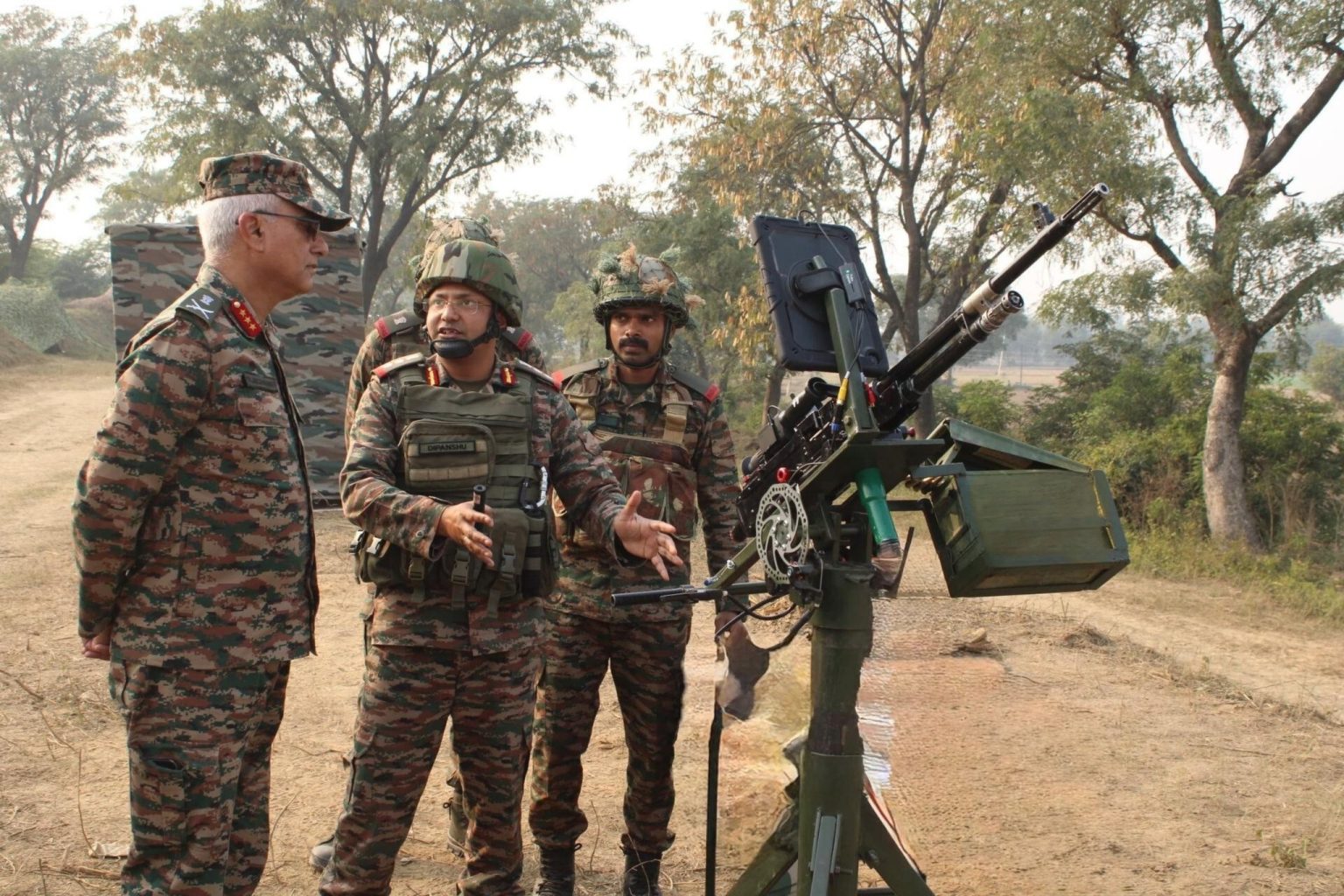 GOC Rising Star Corps Reviews Operational Preparedness of Tiger Division