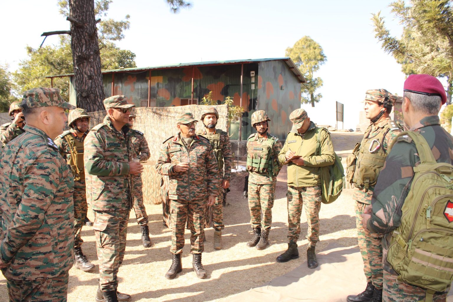 Lt Gen Prasanna Kishore Mishra Reviews Operational Preparedness Along ...