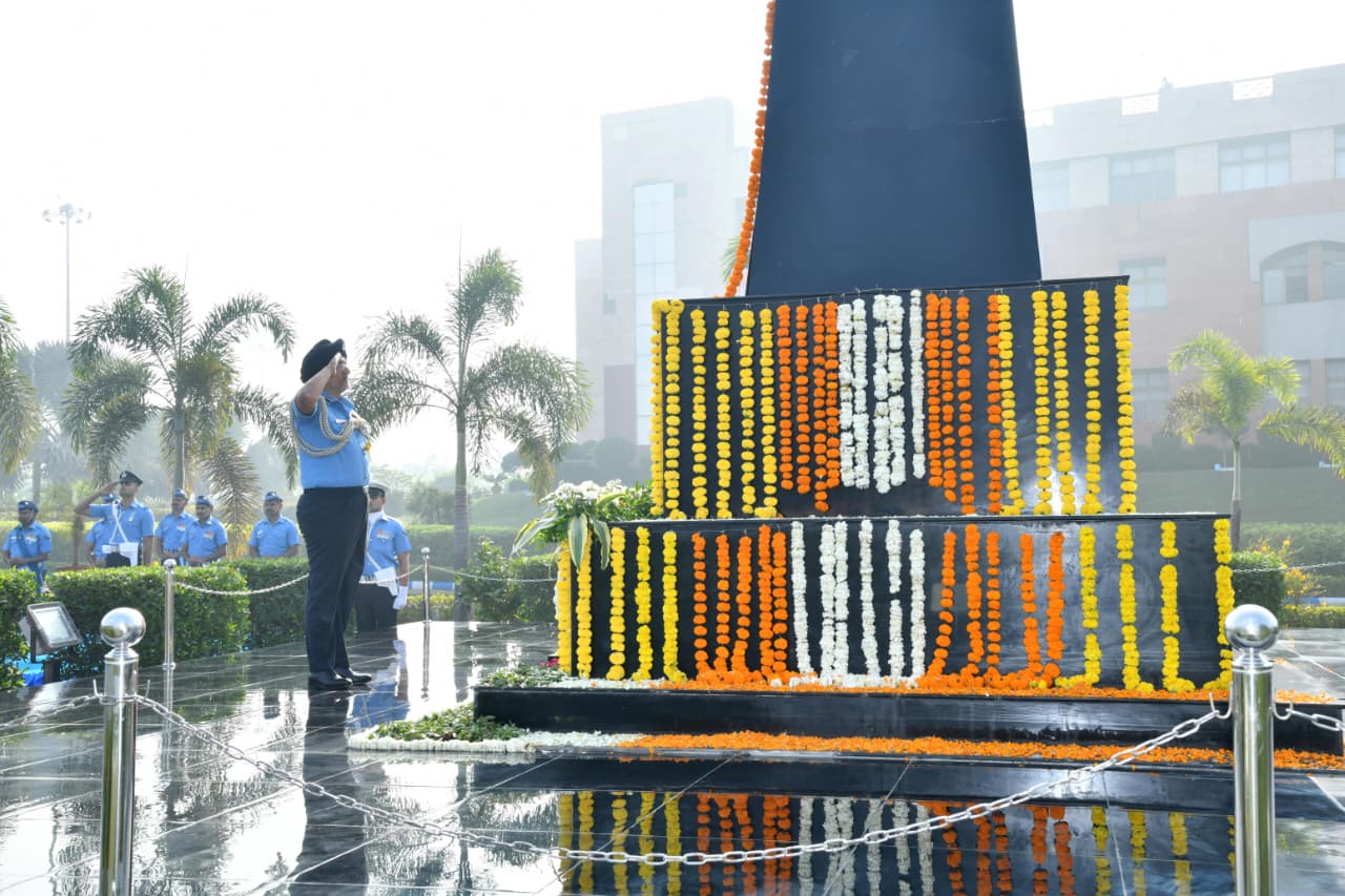 Air Marshal Tejinder Singh Assumes Command of South Western Air Command