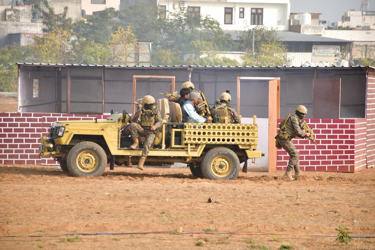 Lt Gen Manjinder Singh Reviews Preparations for Army Day Parade 2026 in ...