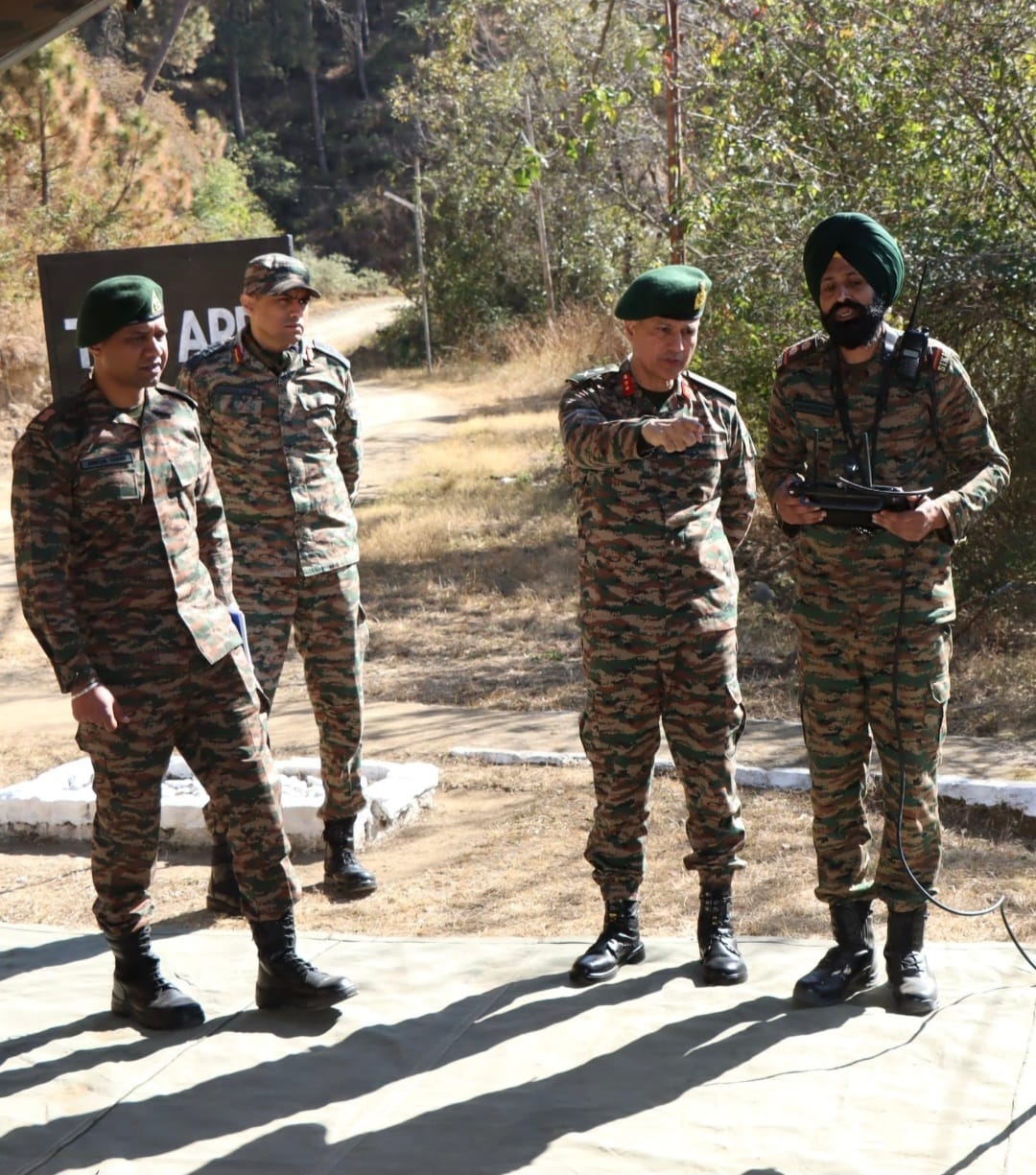 Maj Gen Naveen Mahajan Reviews Combat Readiness of Victory For Certain ...