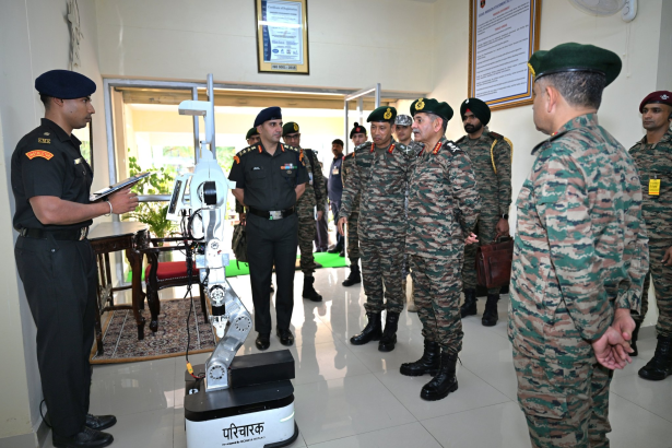 General Upendra Dwivedi Reviews Advanced Military Technologies at ...